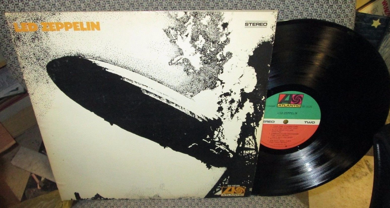 popsike.com - LED ZEPPELIN 1 SELF TITLED DEBUT LP NM US ATLANTIC RARE ...