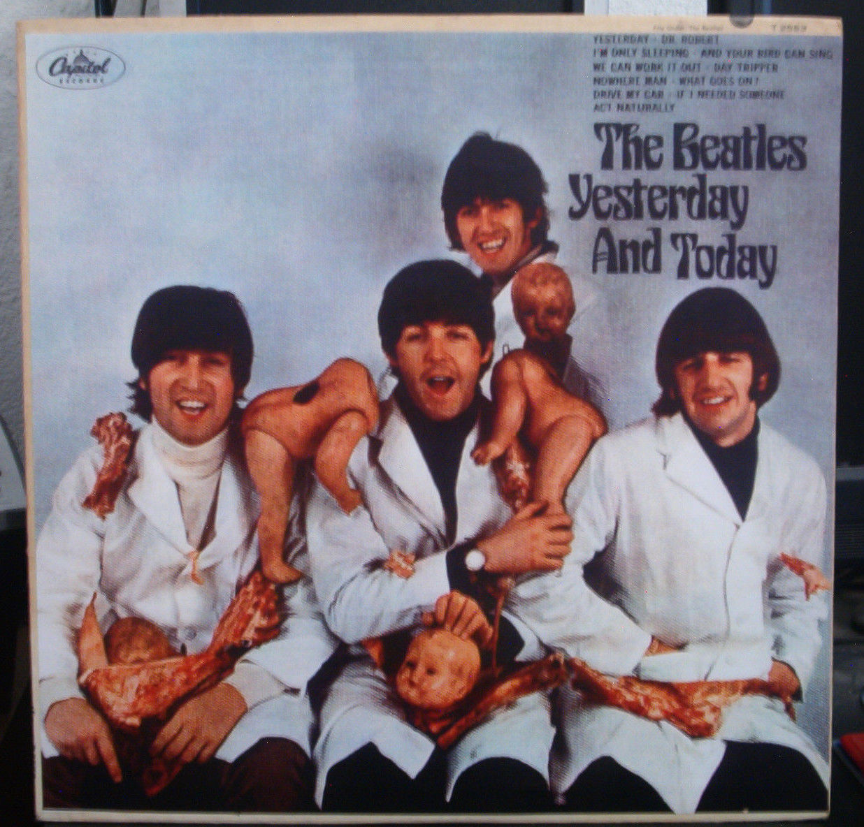 popsike.com - The Beatles Yesterday And Today LP 1966 MONO pressing ...