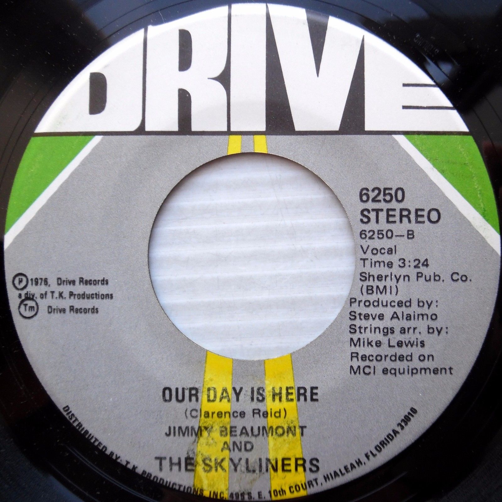 popsike.com - JIMMY BEAUMONT & SKYLINERS modern soul 45 OUR DAY IS HERE ...