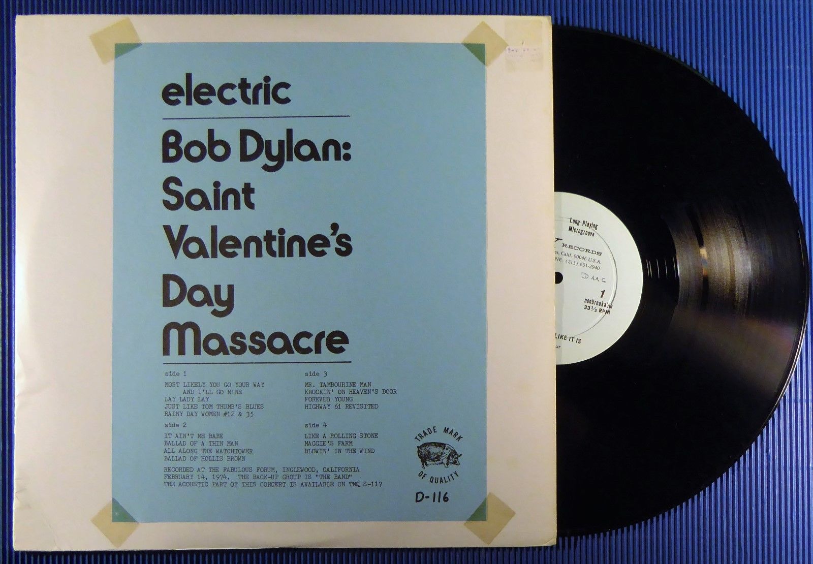 popsike.com - 2LP - Bob DYLAN - SAINT VALENTINE'S DAY MASSACRE - EX+/NM ...