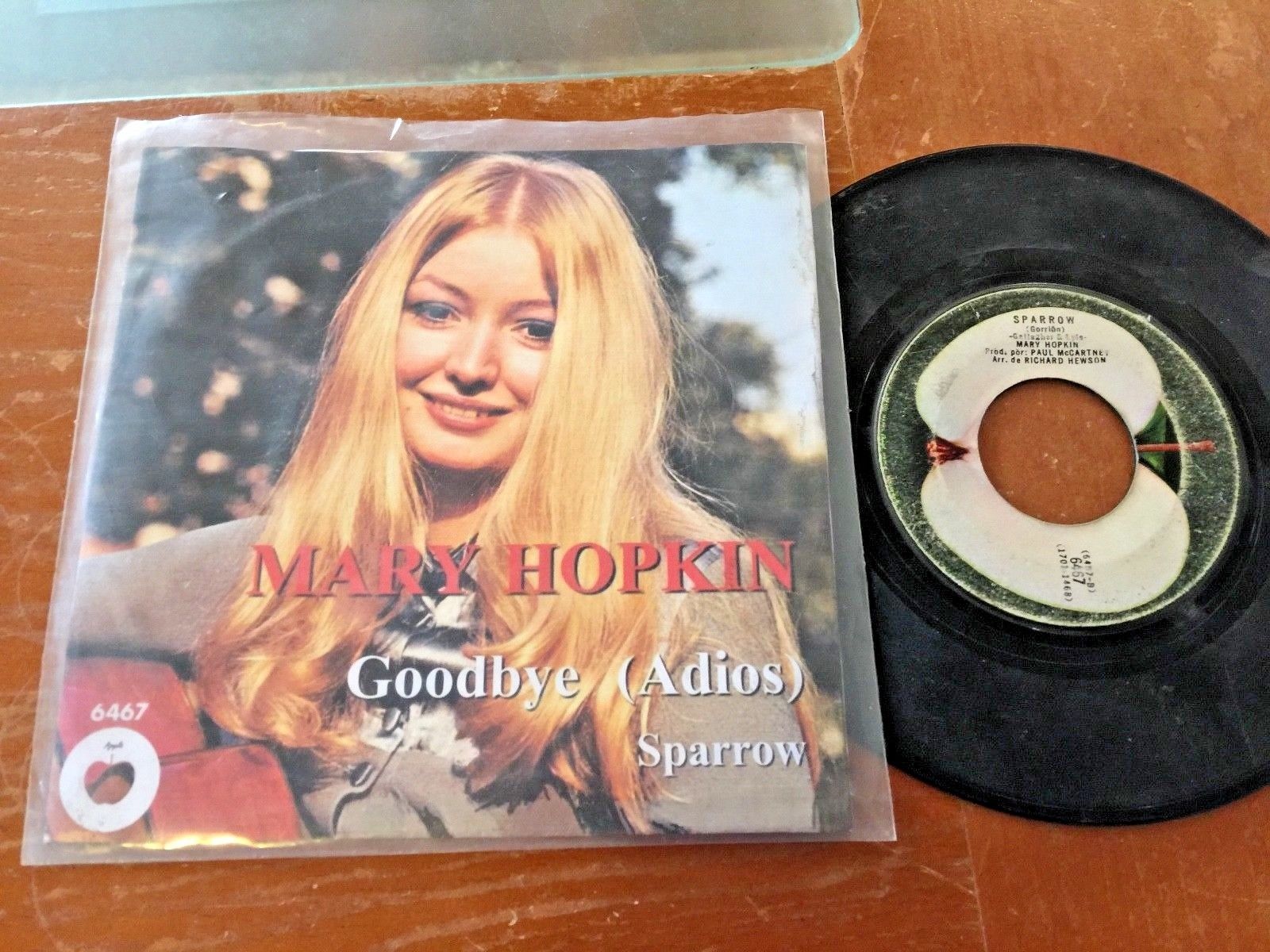 popsike.com - MARY HOPKIN Goodbye/ Sparrow 1970 MEXICO 7" 45 Apple The ...