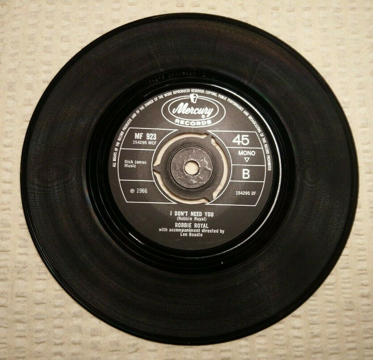 popsike.com - ROBBIE ROYAL "Only Me / I Don't Need You" MERCURY MF 923 ...