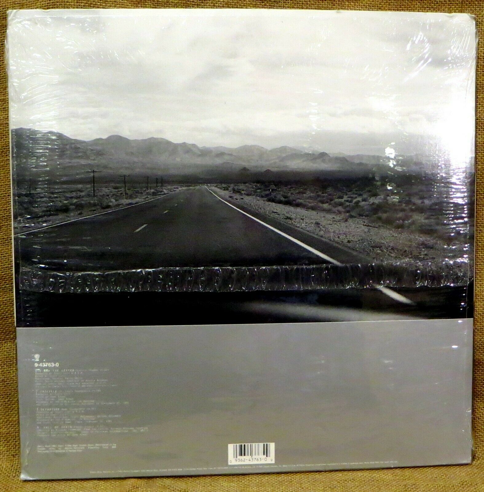 popsike.com - ALTERNATIVE ROCK 12" SINGLE: R.E.M. E-BOW THE LETTER 1996 ...