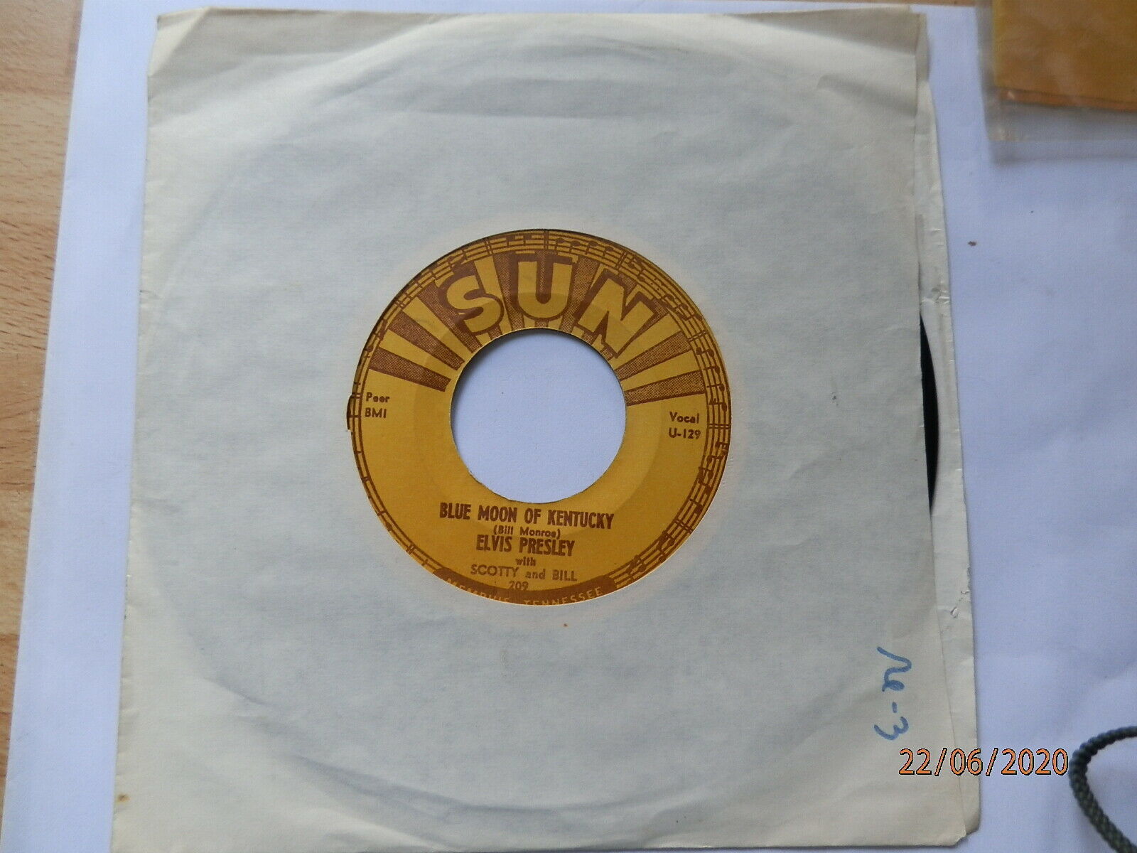 popsike.com - Very Rare Elvis Presley bootleg record - auction details