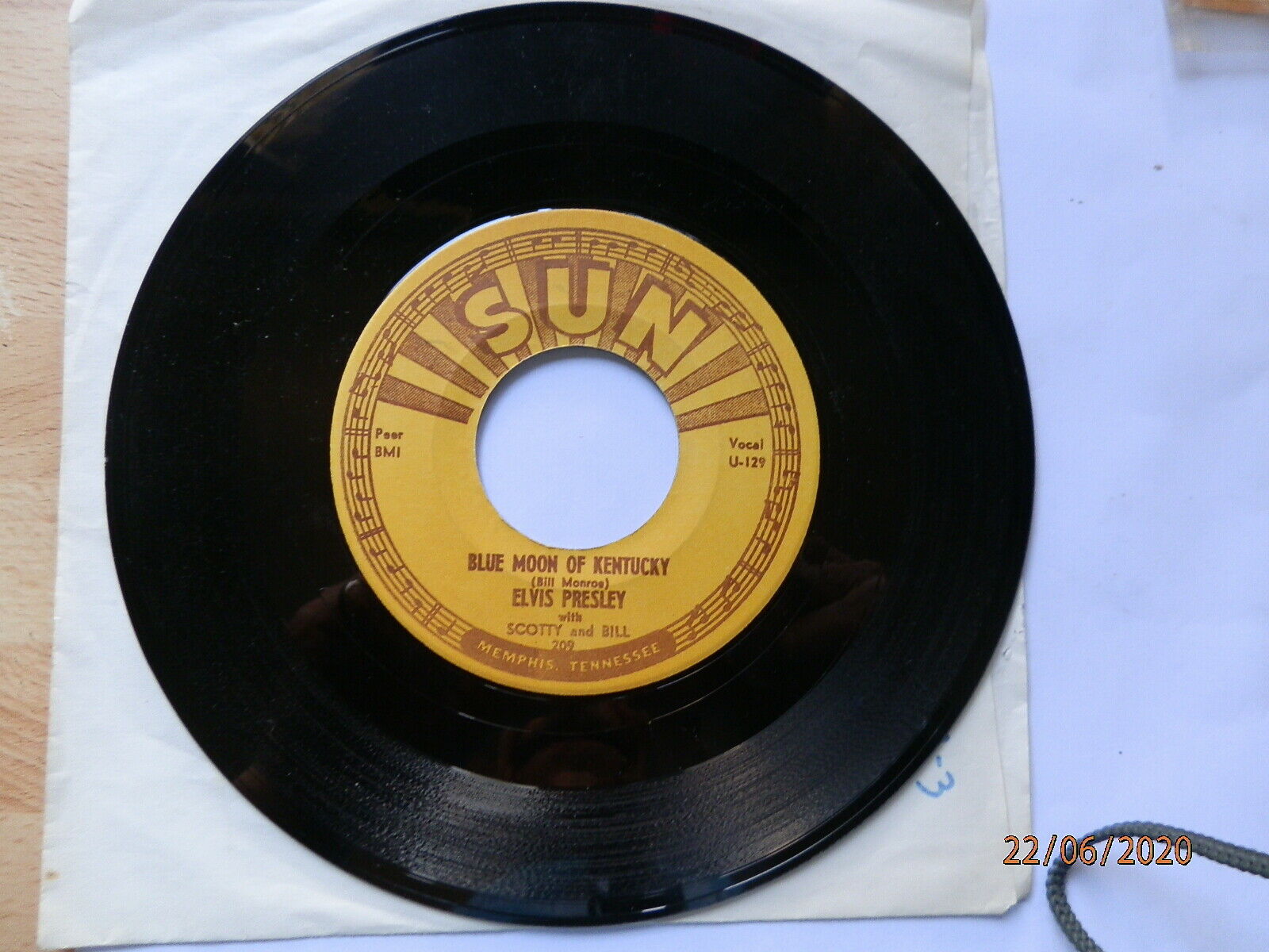 popsike.com - Very Rare Elvis Presley bootleg record - auction details
