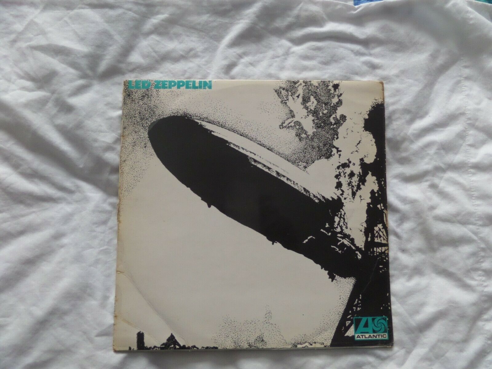 popsike.com - LED ZEPPELIN FIRST ALBUM VERY RARE TURQUOISE LETTERED ...