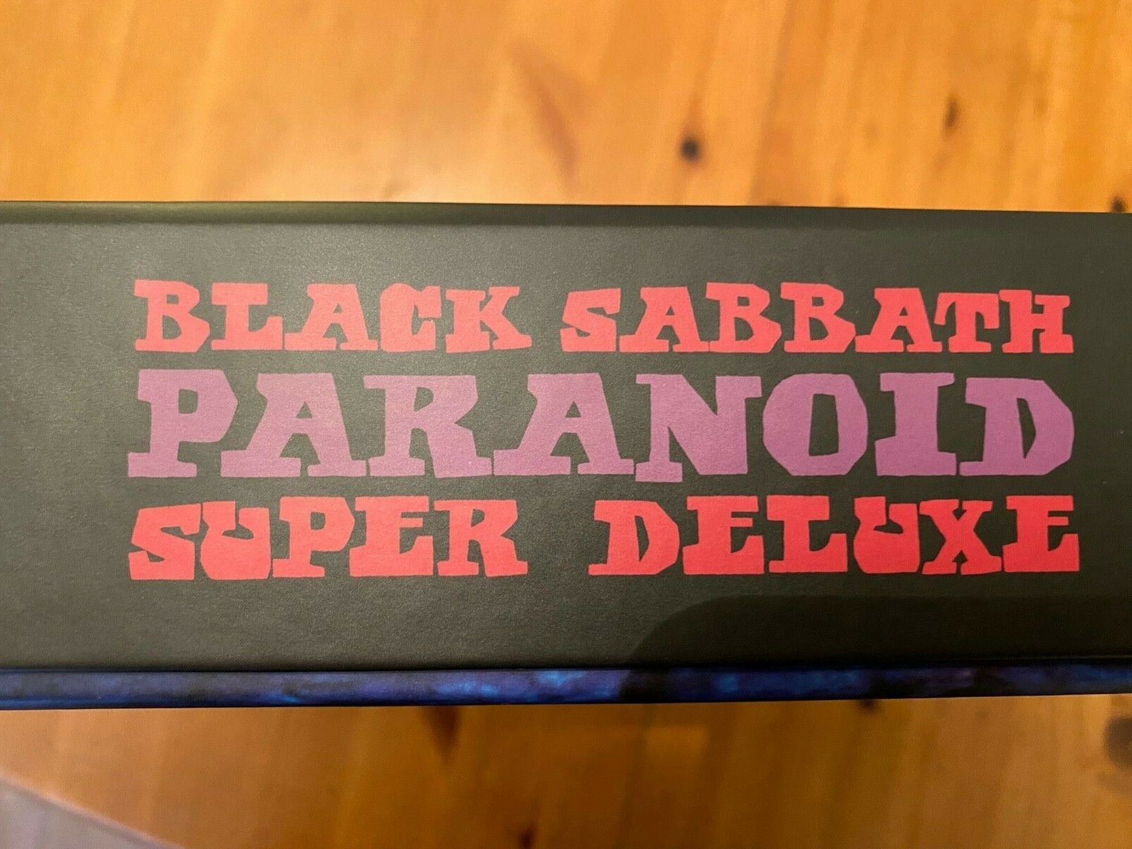 popsike.com - Black Sabbath Paranoid LP Super Deluxe Box Set .. EX+ ...