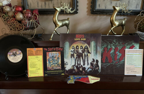 popsike.com - KISS - LOVE GUN - LP/Vinyl, 1977 Casablanca, NBLP 7057, RARE US PROMO W/INSERTS ...