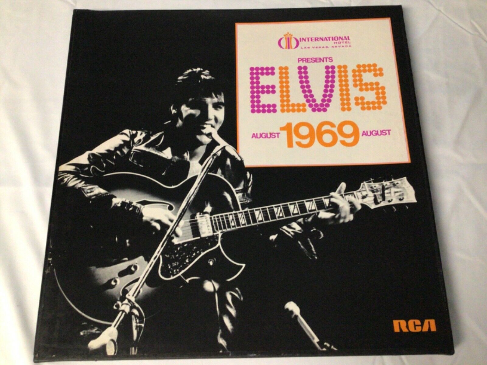popsike.com - ELVIS PRESLEY AUGUST 1969 INTERNATIONAL HOTEL VIP GIFT ...