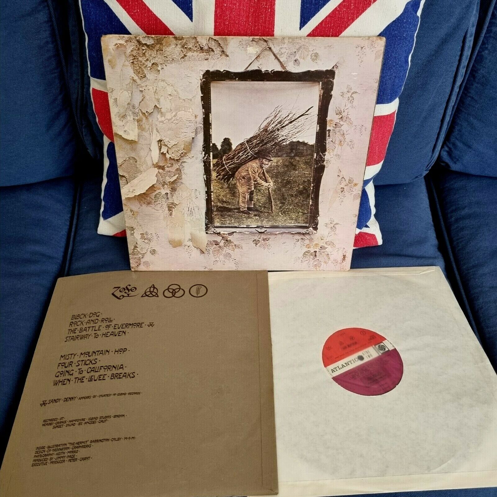 popsike.com - Led Zeppelin IV 1971 Red Plum 1st UK press A3 B4 Inverted ...
