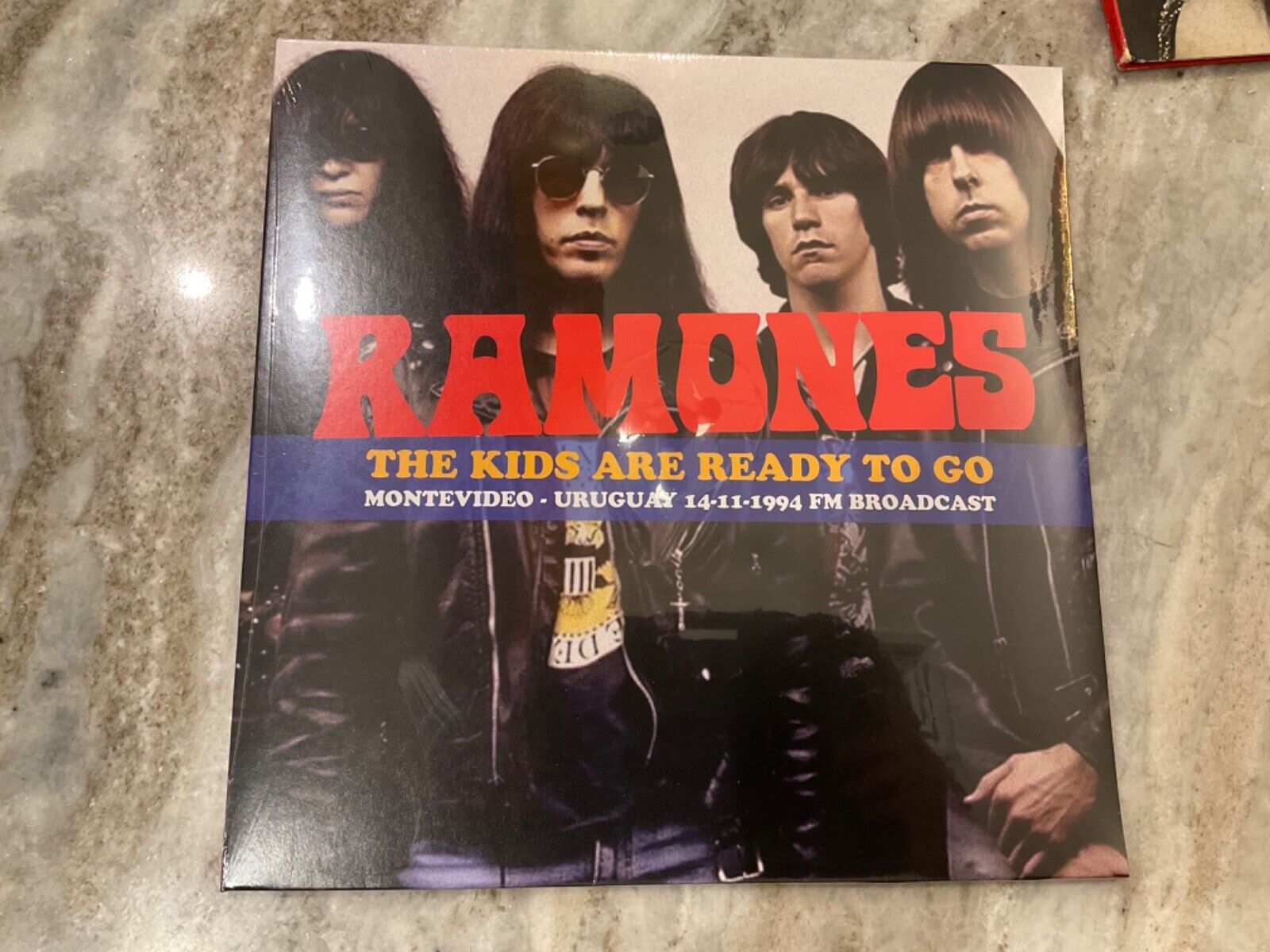 popsike.com - THE RAMONES LP THE KIDS ARE READY TO GO Uruguay 1994 ...