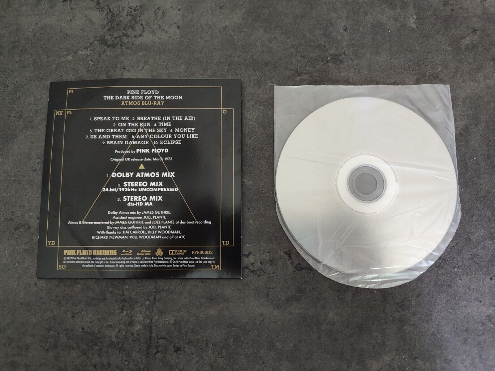 popsike.com - The Dark Side Of The Moon - 50th Anniversary Box Set (Blu ...