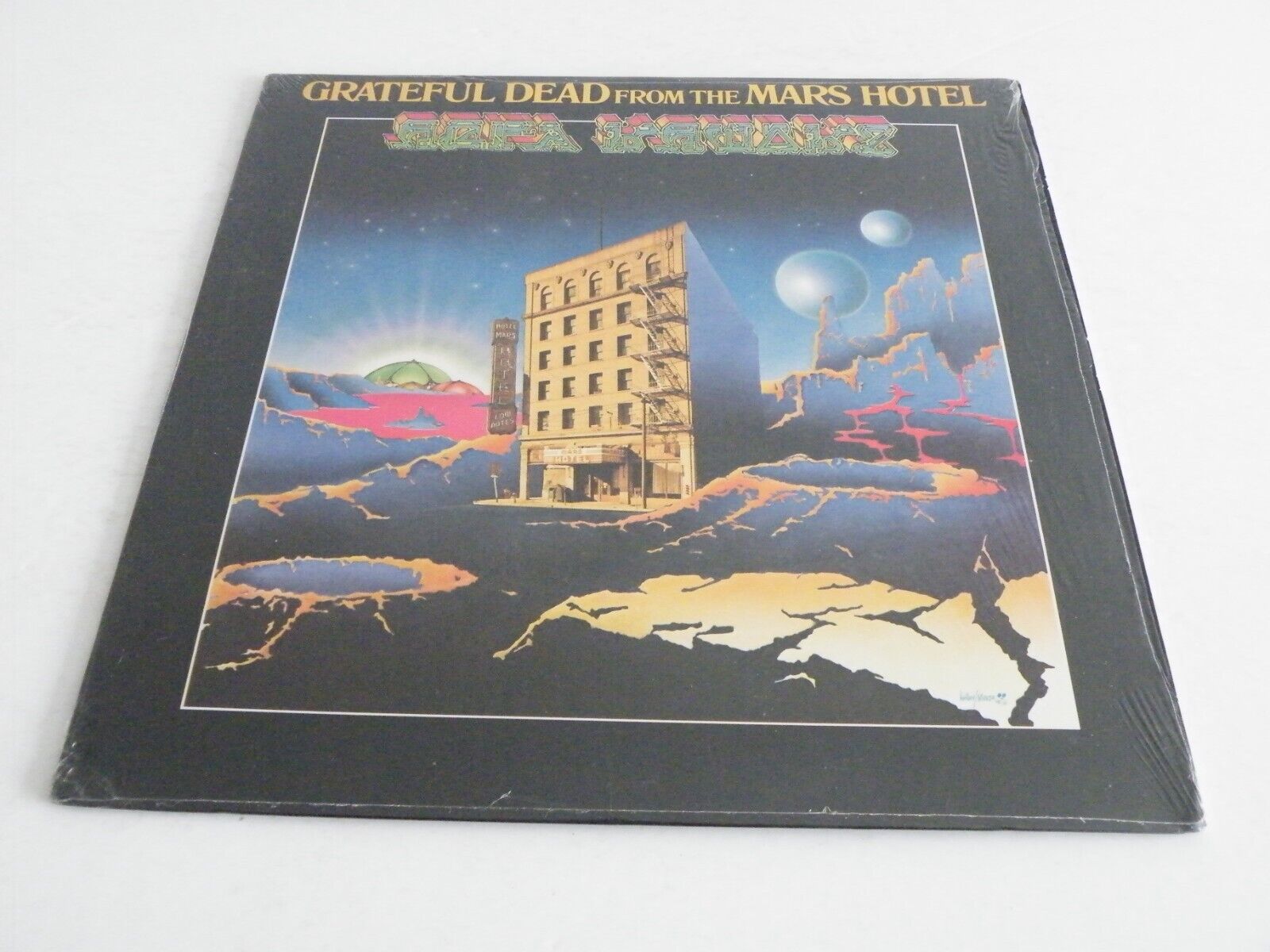 popsike.com - THE GRATEFUL DEAD 'FROM THE MARS HOTEL' LP US GRATEFUL ...