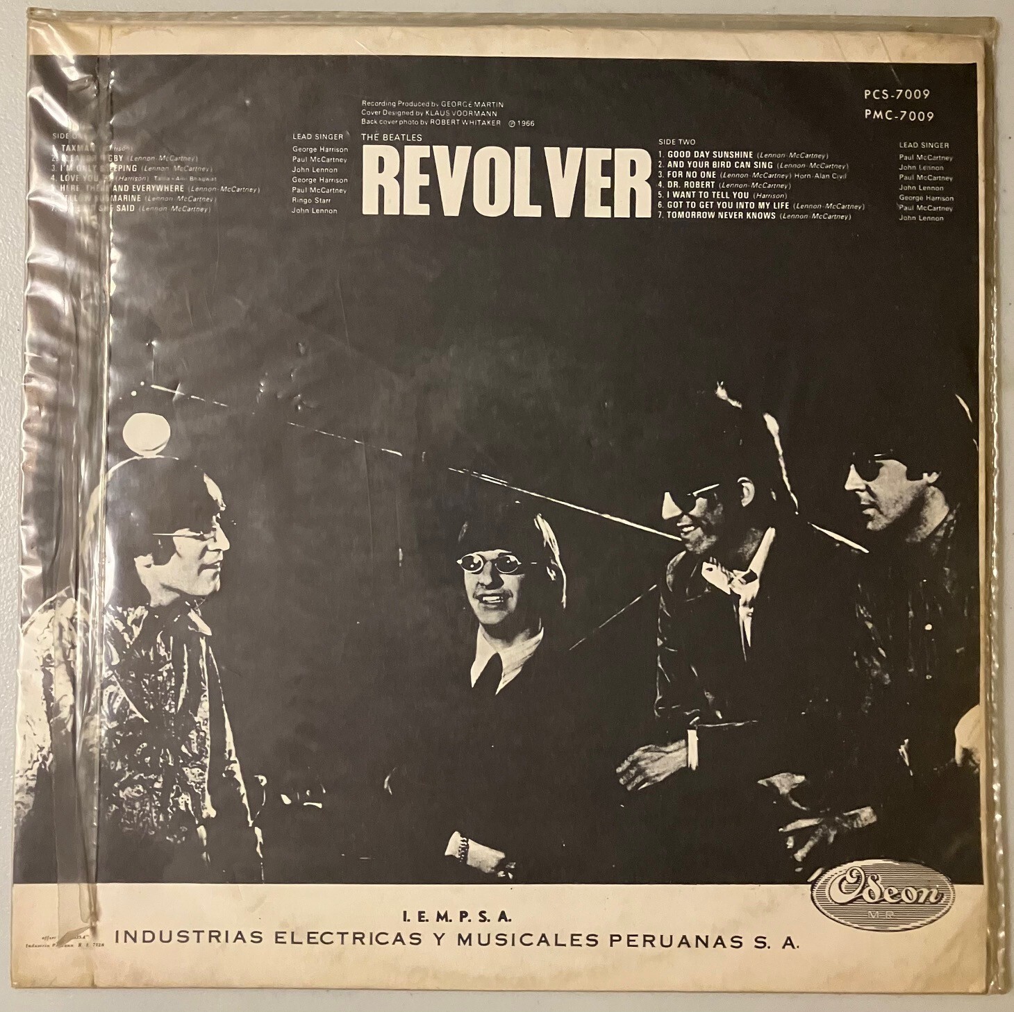 popsike.com - The BEATLES Revolver Original 1st Pressing Peru 1966 ...
