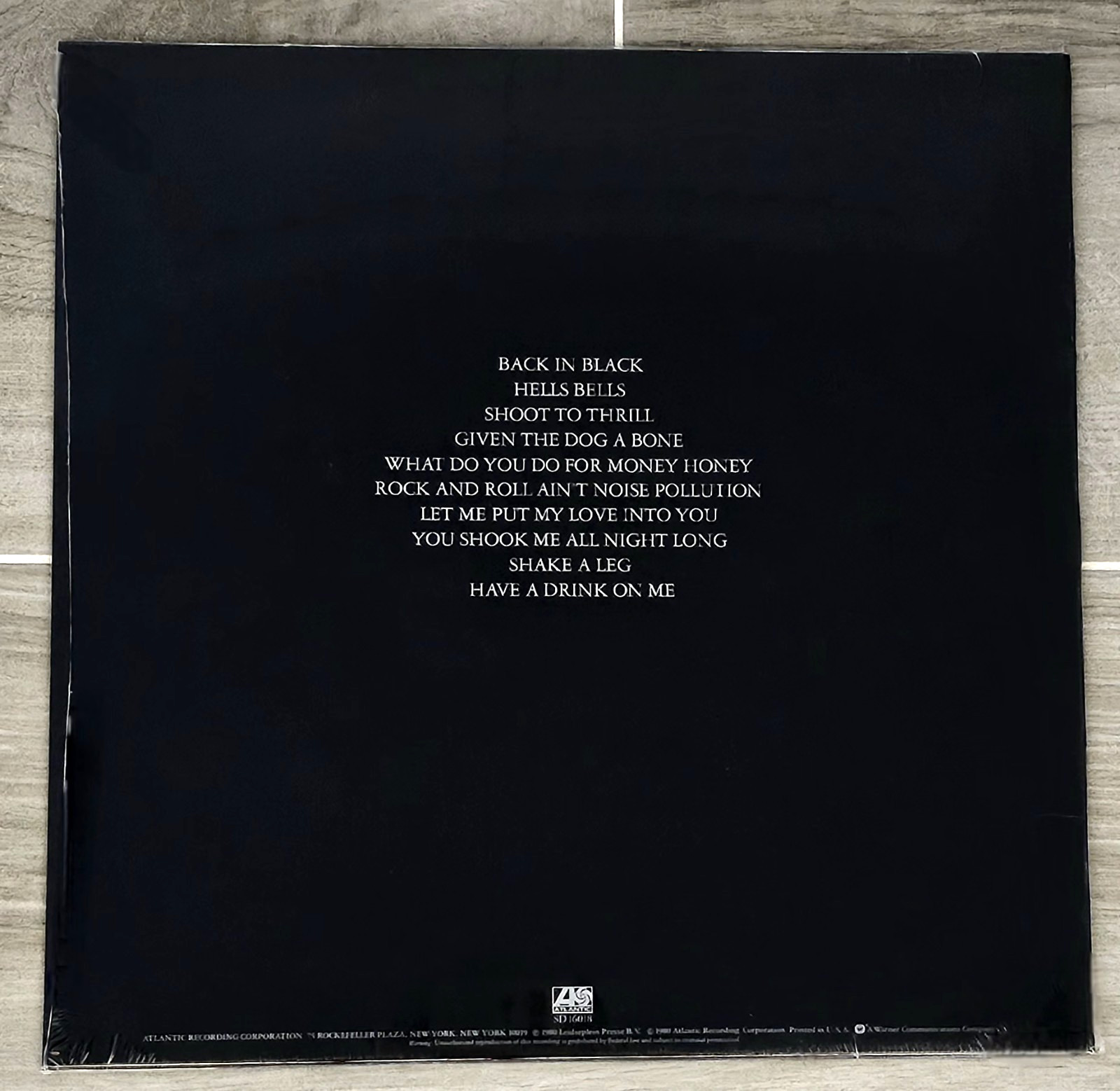 popsike.com - AC/DC Back In Black ORIGINAL 1980 FIRST PRESSING FACTORY ...