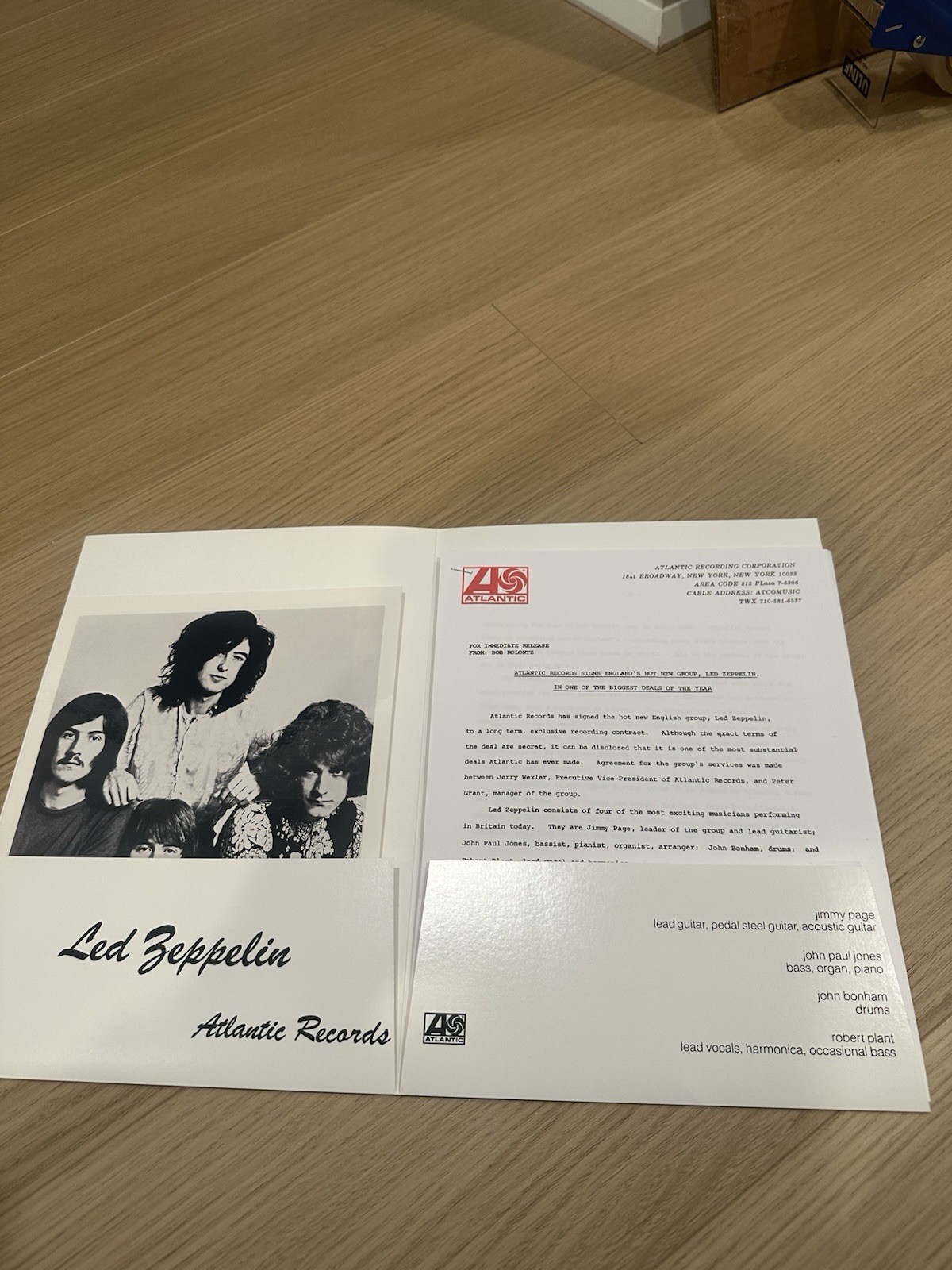 popsike.com - Led Zeppelin Led Zeppelin I- Super Deluxe Edition Box Set ...