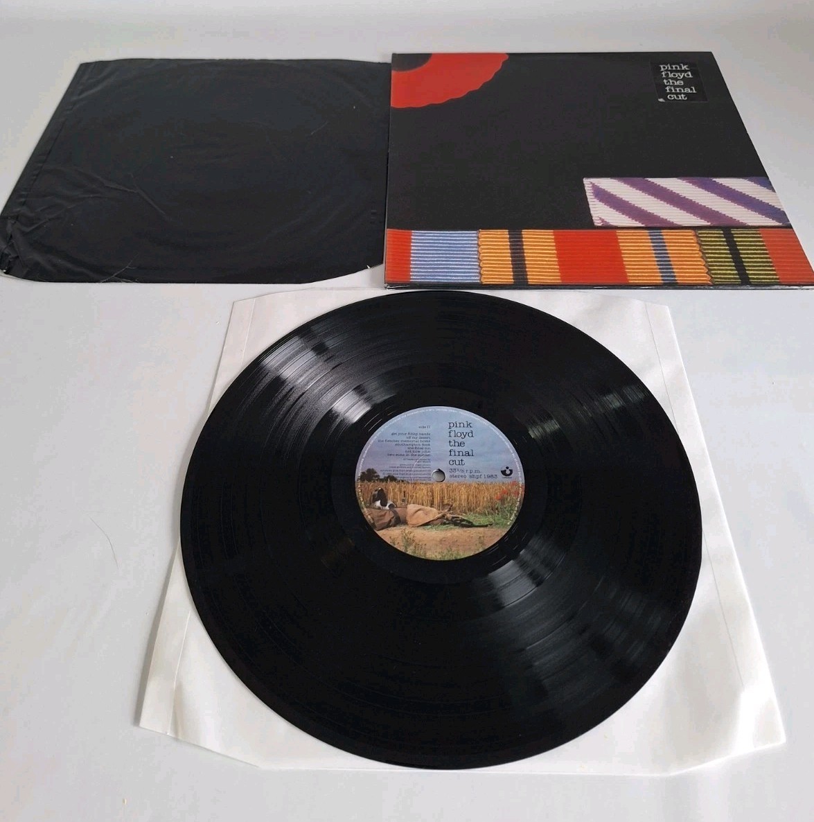 popsike.com - Pink Floyd – The Final Cut (1983) Vinyl Album (No Barcode ...